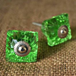 Green Brilliant Cut Square Glass Knob