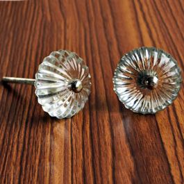 Clear Wedged Round Glass Knob